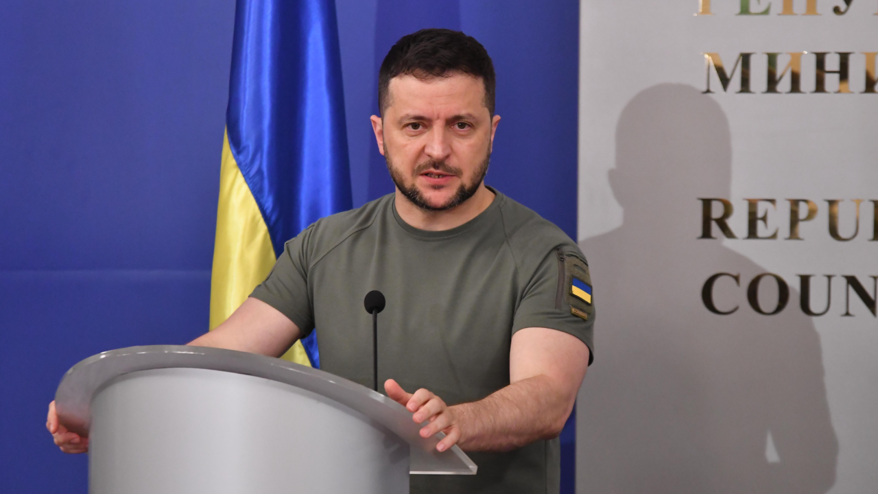 Зеленски Украйна се нуждае от пълноценен небесен щит Русия Новини Бг